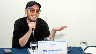 Charla con Rechimuzzi sobre "Digitalidad, futuro y emoción” – Ecos ...