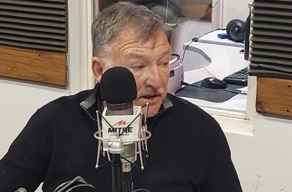 Javier Macchi: "La educación fue diseñada en el siglo XIX, es enseñada ...