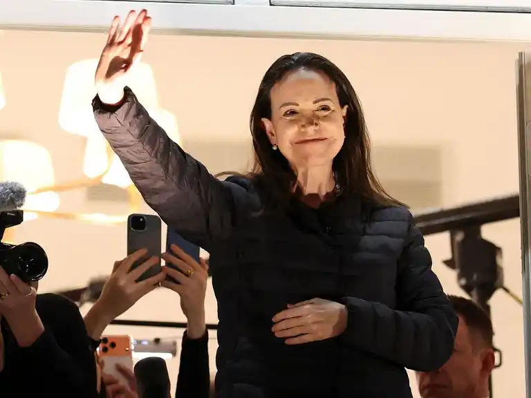 Dan a conocer imágenes de la salida en lancha de María Corina (+Video ...