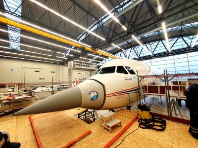 Airbus A320 Research Aircraft Spotted with Advanced Fighter Jet Radar ...