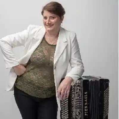 Marcia Müller: “No me imagino mi vida sin el chamamé” – Paralelo32