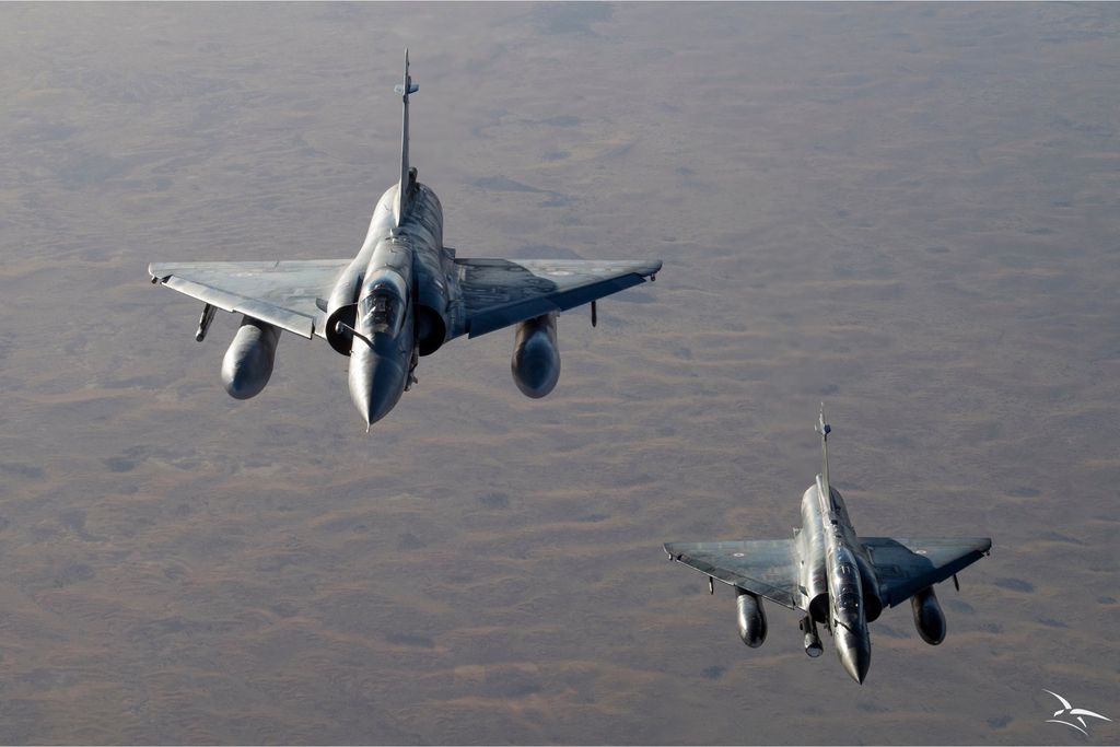 France Delivers First Batch of Mirage 2000 Fighters to Ukraine Ahead of ...