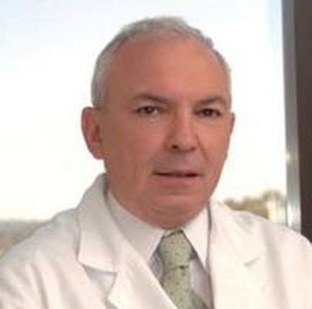 Hospital Austral: Quién es el Dr. Eduardo Schnitzler que firmó el parte ...
