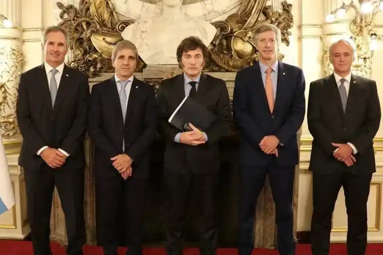 Milei brindó detalles del superávit fiscal en los primeros tres meses ...