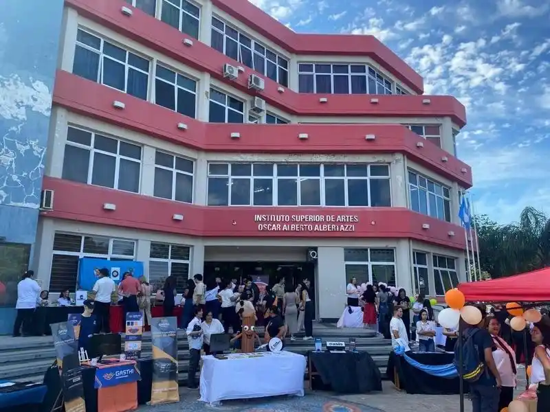 Por el Mes de las Artes el ISA realizó un muestreo de trabajos – Diario ...