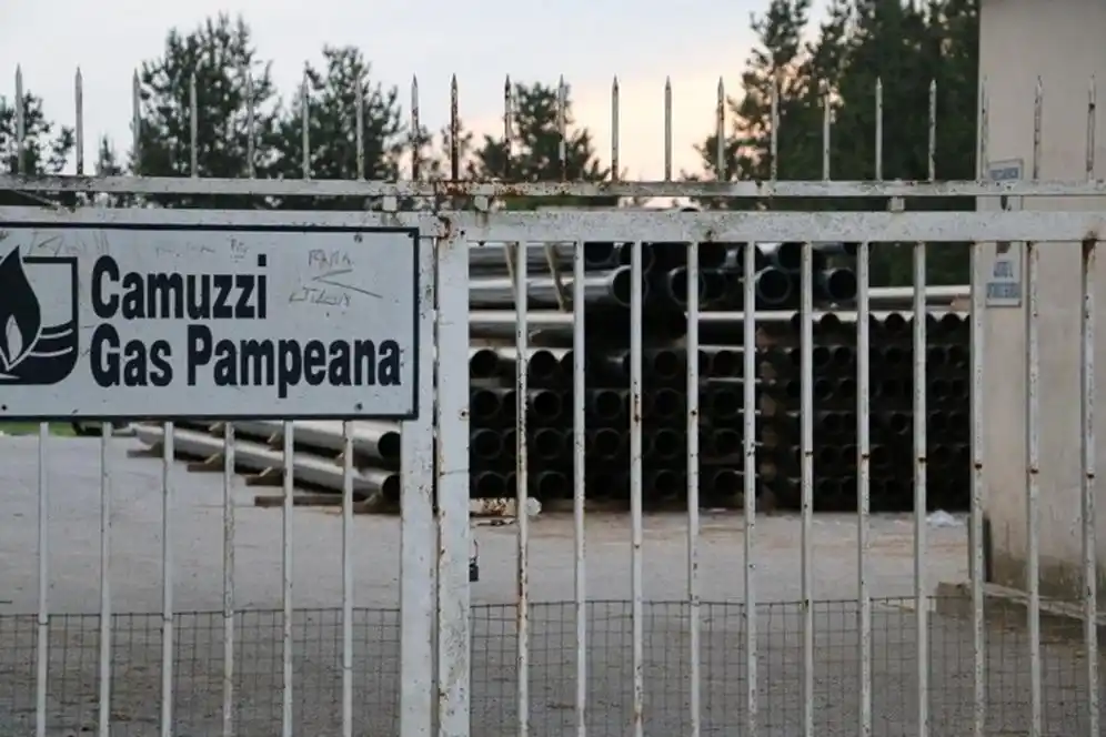 Camuzzi anunció una mega inversión para exportar gas desde Puerto La Plata