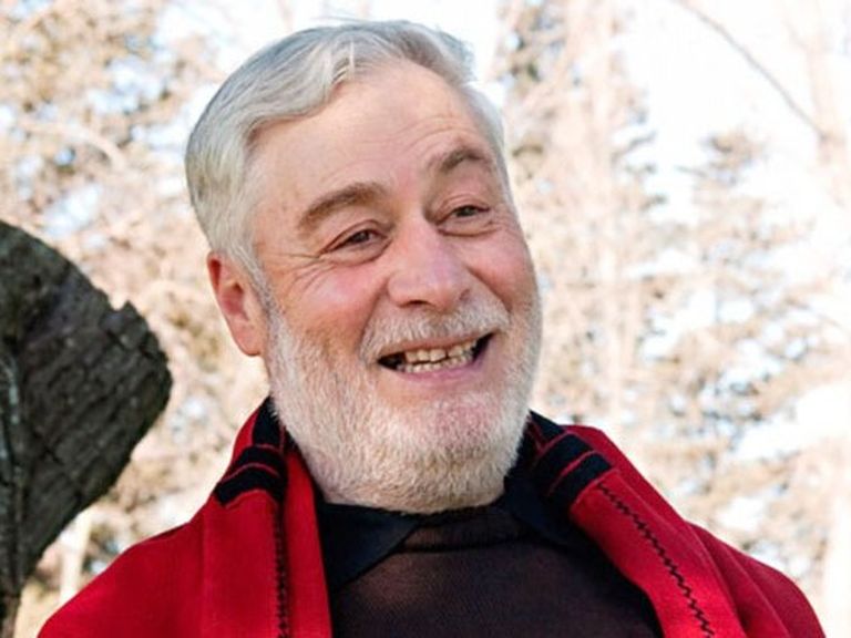 El gran cura gaucho Mamerto Menapace ya ingresó en la estancia La ...